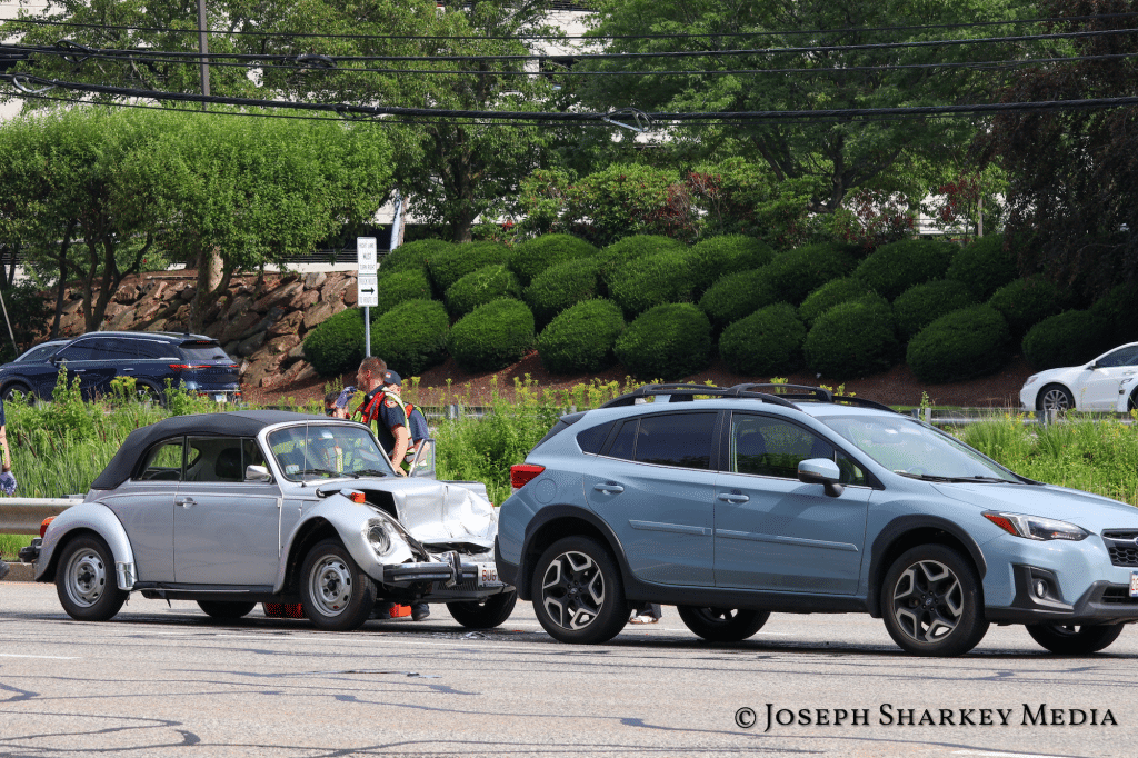 VW Beetle is damaged in collision but no one was injured – Waltham Times